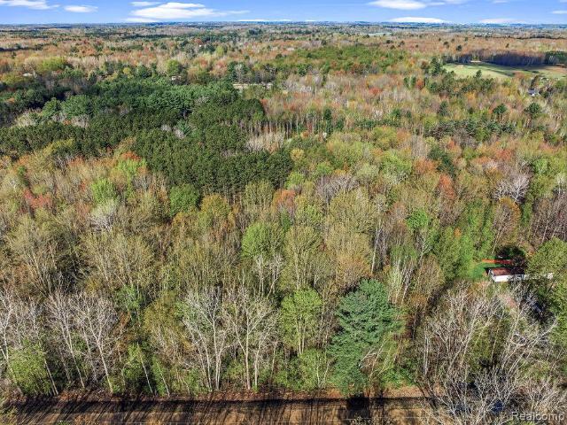 0049 V/L Maplegrove Lane