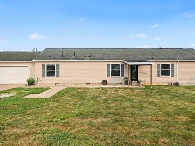 0053 N Wolf Lake Rd, Albion, IN 46701