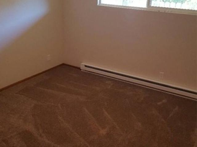 007 Garden Apartments 1 Bedroom Apartment for Rent at 1812 32nd Pl Ne, Salem, OR 97301 Lansing