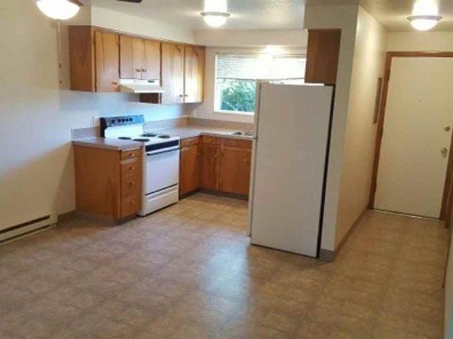 007 Garden Apartments 1 Bedroom Apartment for Rent at 1812 32nd Pl Ne, Salem, OR 97301 Lansing