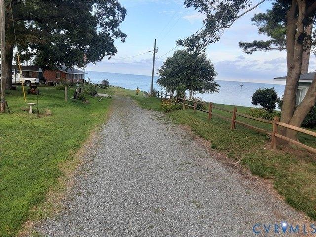 008 Lane Rd, Reedville, VA 22539