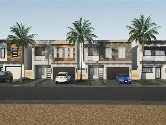 009 33rd St, Hidalgo, TX 78577