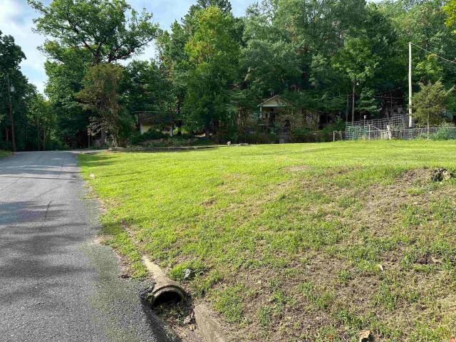 00 Whittington Avenue