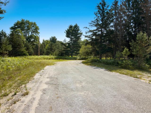 00 Aero Park Drive