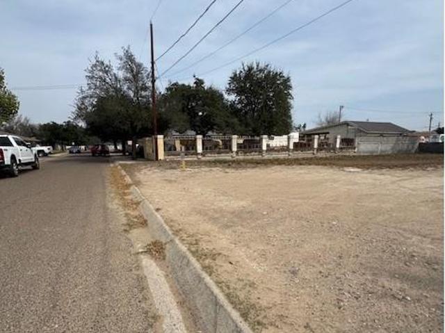 00 Canales Circle