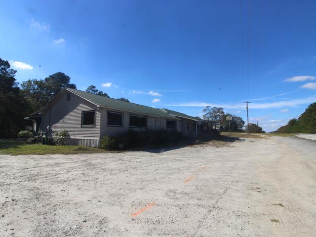 00 Charles Perry Avenue