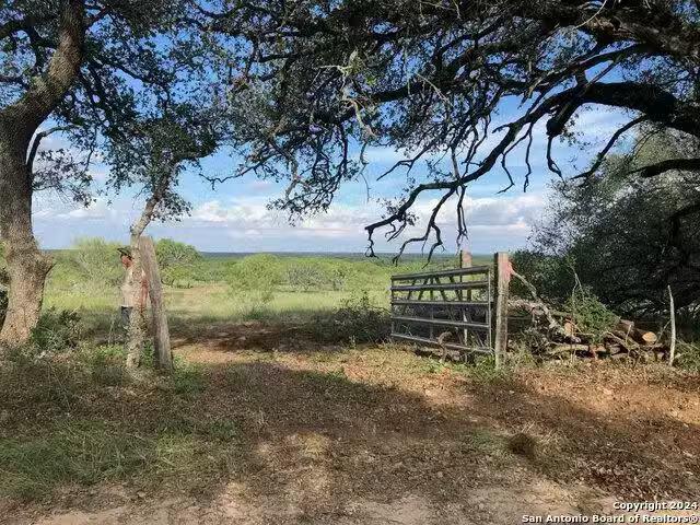 00 COUNTY ROAD 6642 TRACT 3, SAN ANTONIO, TX 78009 Single Fami.