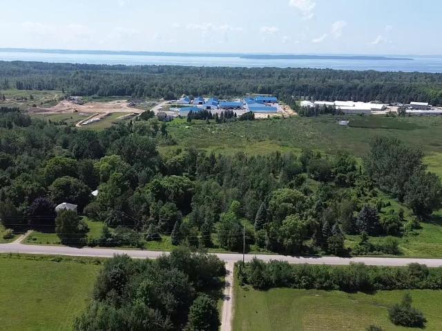 00 Quarterline Road