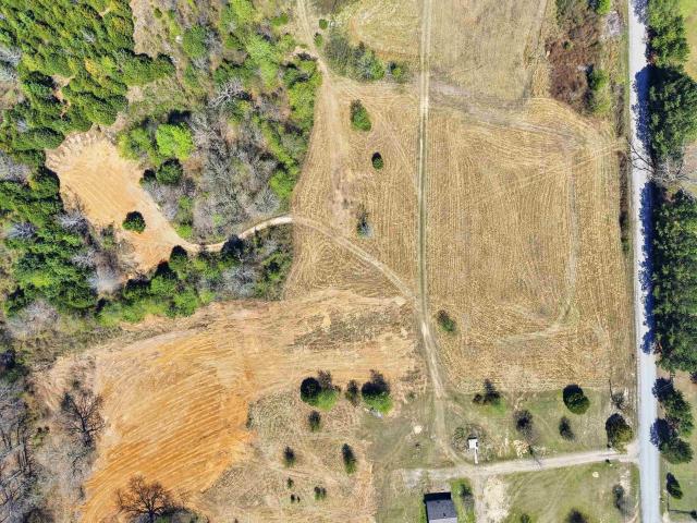 00 R G Davis Road