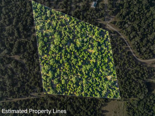 00 Red Oak Court