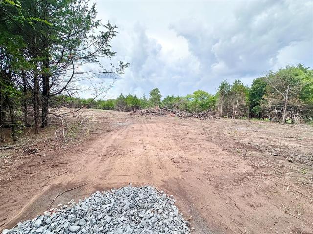 00 Redbud Lane