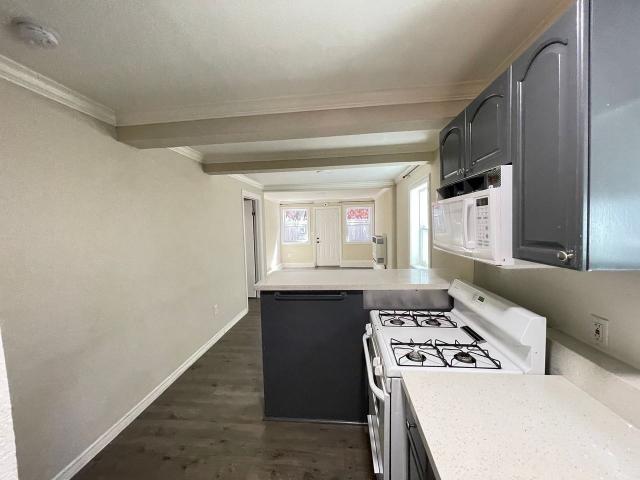 01121 2 Bedroom Apartment for Rent at 1121 Campbell St, Oakland, CA 94607 Prescott