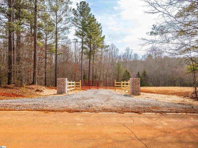 013 Mill Pine Rd, Liberty, SC 29657