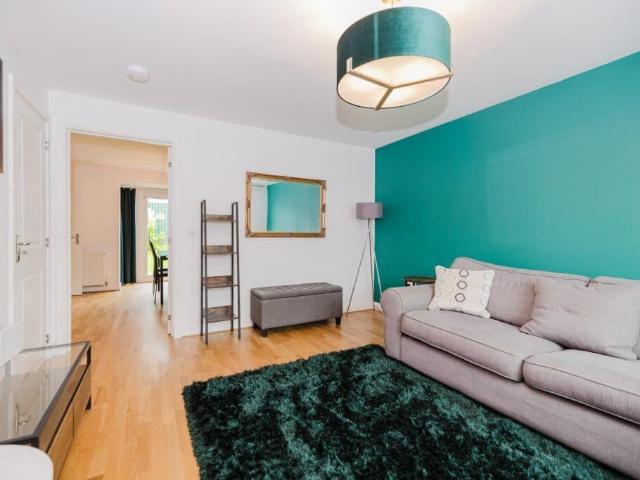0198L Lime Kilns View, Edinburgh. 4 bed detached house to rent £1,900 pcm £438 pw