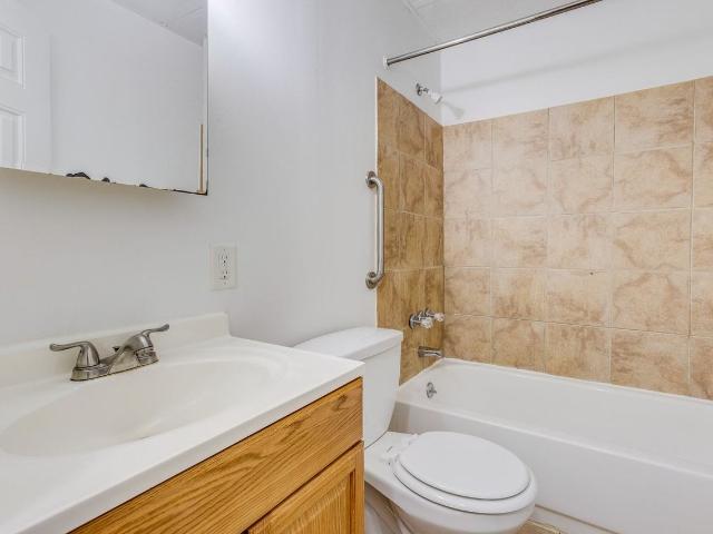 01 705 Brownsville 2 Bedroom Apartment for Rent at 705 Brownsville Rd, Mount Oliver, PA 15210 Mt. Oliver Boro