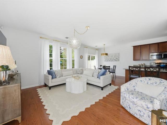 01 Birch Court