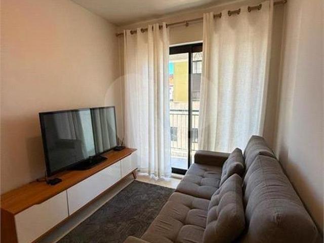 01 dormitório, mobiliado, 01 vaga 041 99710 4652