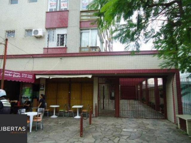 01 dormitório com 50 m2, prédio com elevador
