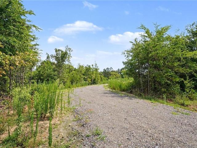 01 Pineville Road