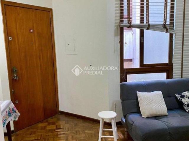 01 quarto com sacada no bairro Auxiliadora