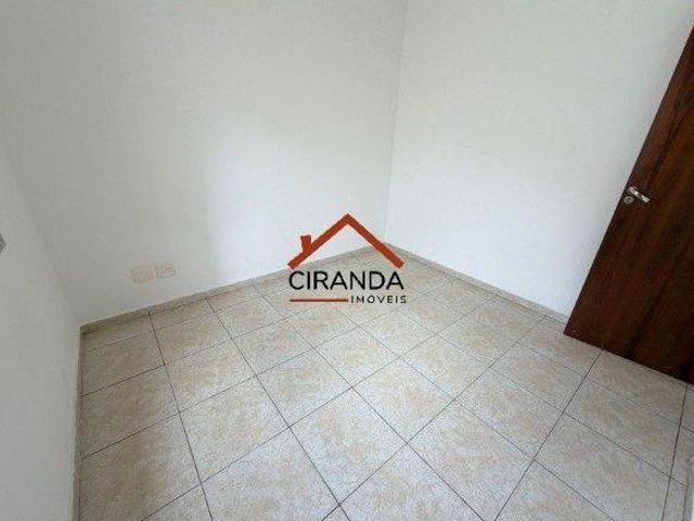 01 QUARTO, SALA, COZINHA E BANHEIRO COM BOX DE VIDRO. PISO FRIO