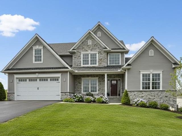 023 Starlight Ln, Lebanon, PA 17046