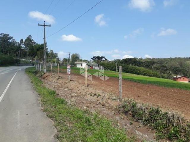 02 Terrenos na Garibaldina Dimensões 103,32 X 194. Total 20.000m²