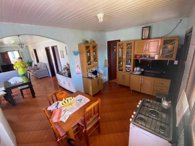 02 Casas com 2 dormitórios cada uma na Juca batista