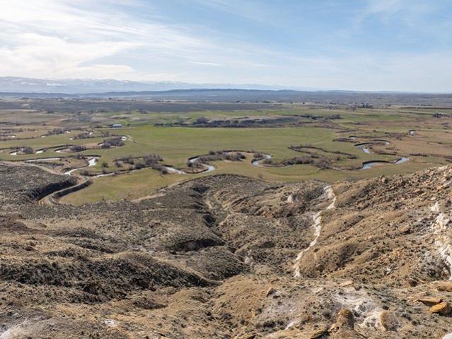 02 Coal Mine Cabin Rd, Lander, WY 82520