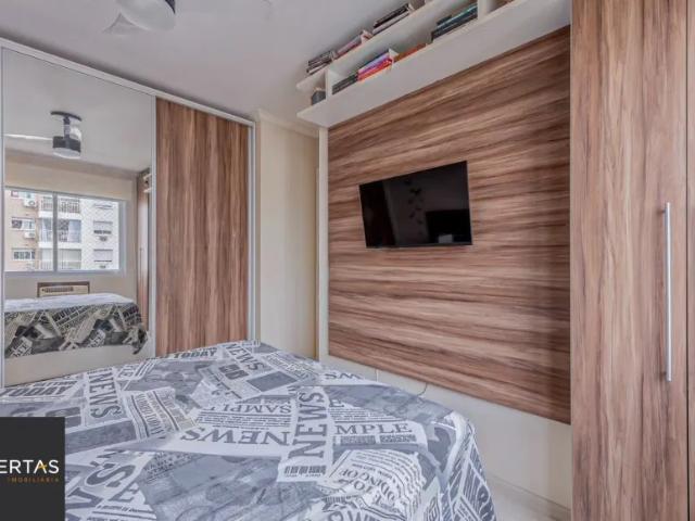 Apartamento 2 Dormitórios, 2 vagas, 61m², Bairro Passo da Areia