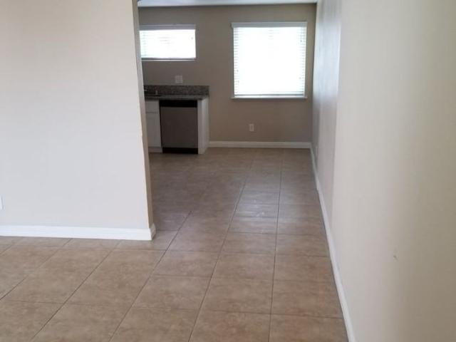 02 Leatrice 2 Bedroom Apartment for Rent at 325 E Leatrice Ln, Anaheim, CA 92802