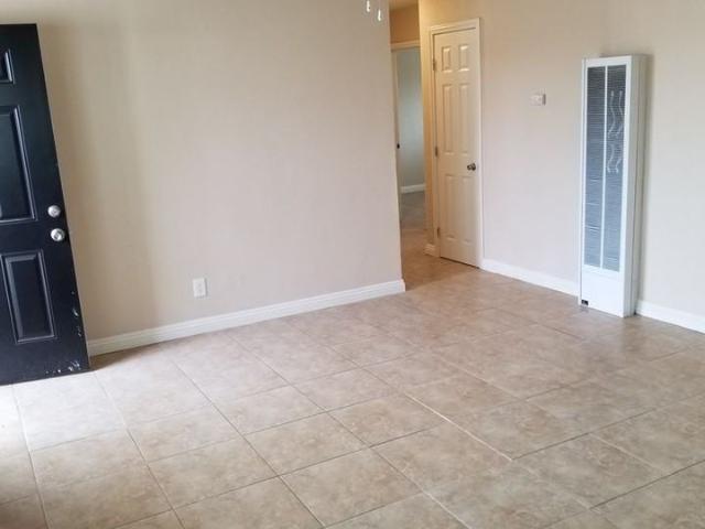 02 Leatrice 2 Bedroom Apartment for Rent at 325 E Leatrice Ln, Anaheim, CA 92802