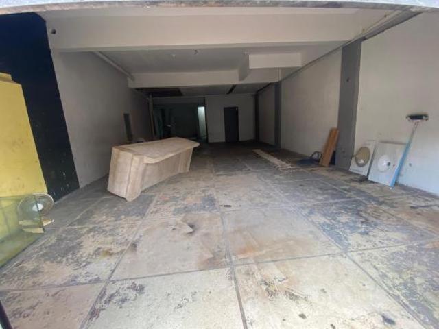 02 LOJAS EM ÁGUAS CLARAS COM 150m2 SENDO 300m2 COM PE DIREITO ALTO!