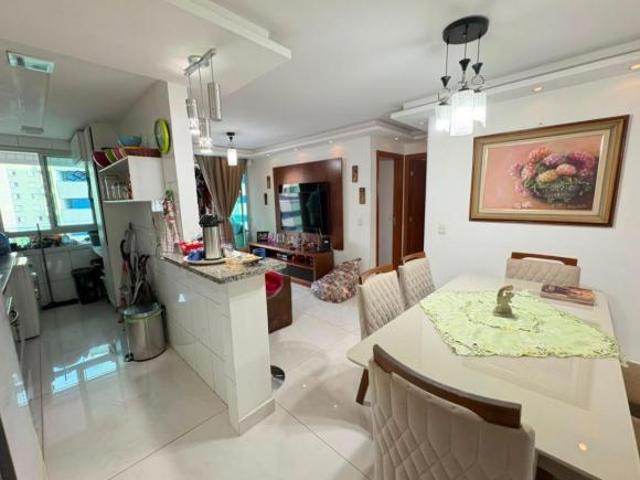 02 Quartos, Suíte, armários, Andar alto, Reformado, Residencial Centrale, Rua 18 Sul, Águas Claras