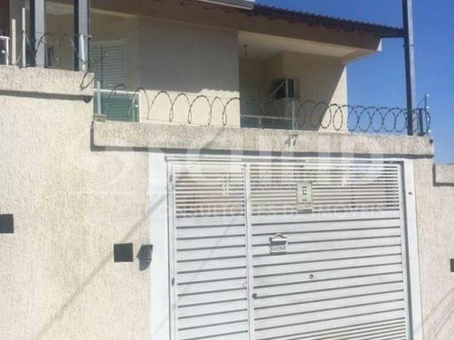 02 suítes e 02 vagas