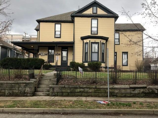 0331 S Grant Street Studio Apartment for Rent at 331 S Grant St, Bloomington, IN 47401 Elm Heights