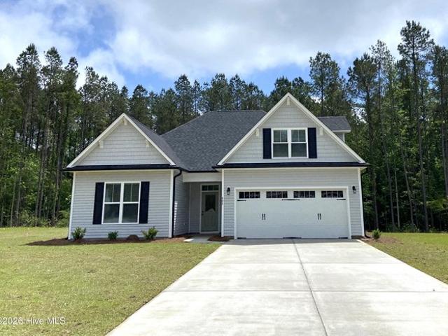 04 Bristol Bay Dr, Lake Waccamaw, NC 28450