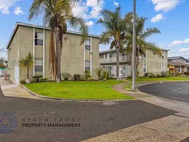 06 2931 W. 141st Place