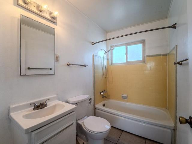 0865 2 Bedroom Apartment for Rent at 806 H St, Marysville, CA 95901