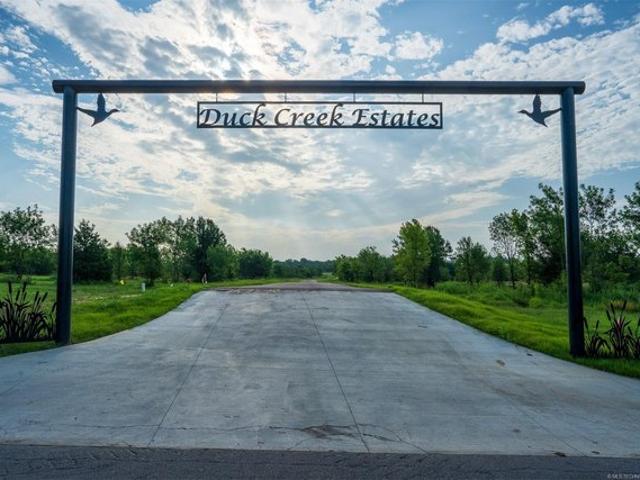 08 W 195th St S, Mounds, OK 74047