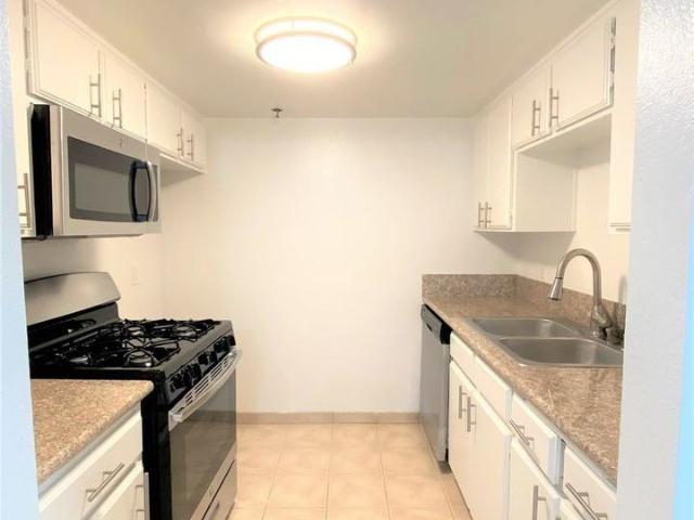 400 420 N. Oakland Ave 1 Bedroom Apartment for Rent at 400 N Oakland Ave, Pasadena, CA 91101 The Oaks