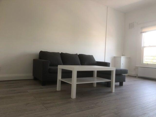 097T West Kensington Modern One Bedroom Flat