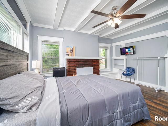 $0 Move in smart tv and mini fridge in all rooms