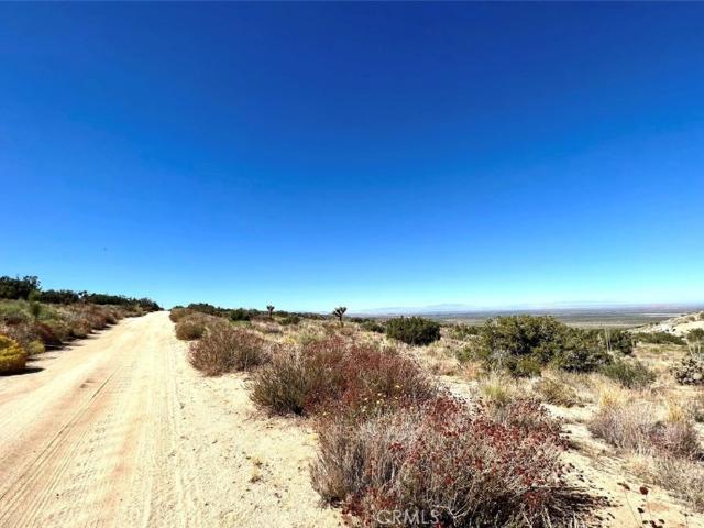 0 Ave Y 8, Llano, CA 93544 | MLS #JT25083 | Compass