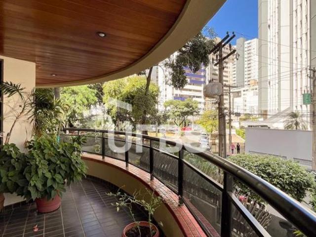 0 Apartamento 4 quartos, sendo 1 suíte