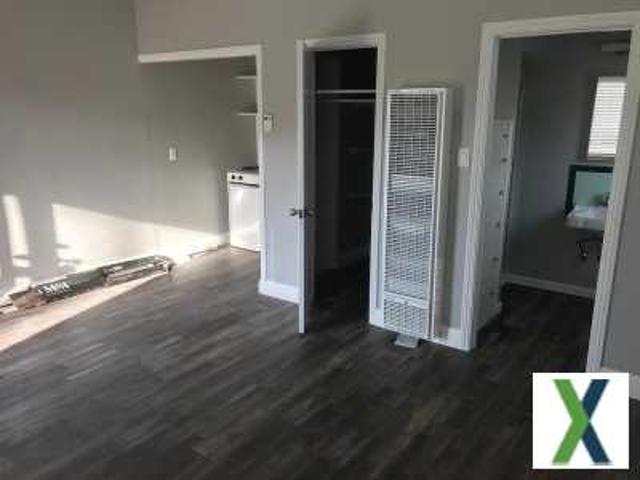 4 bd, 3 ba, 2715 sqft Home for rent Brentwood, California