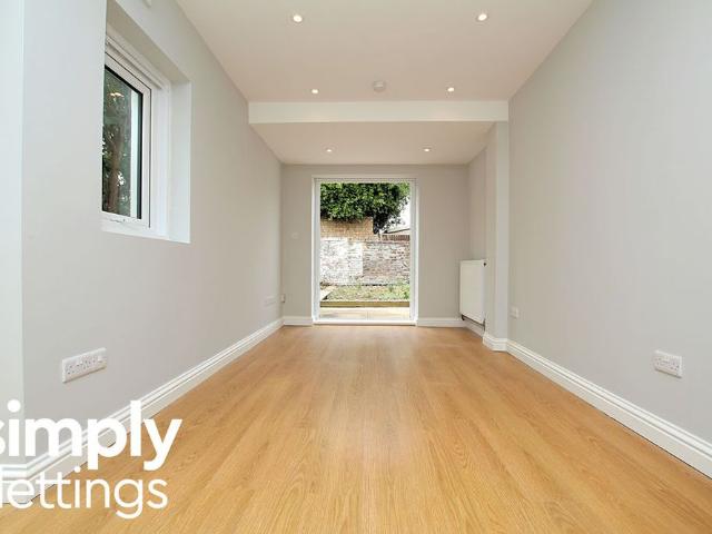 0 Bed property for rent