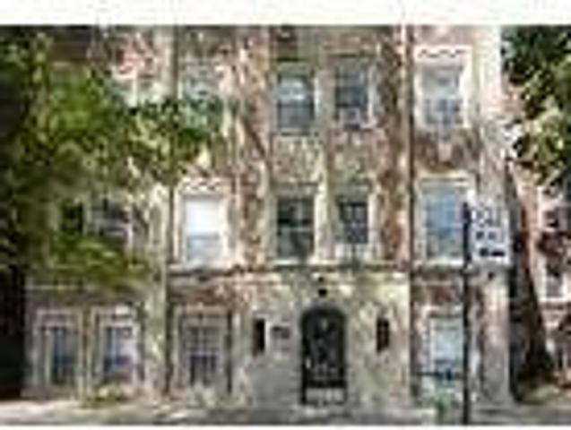 0 Bedroom 1 Bath In Chicago IL 60647