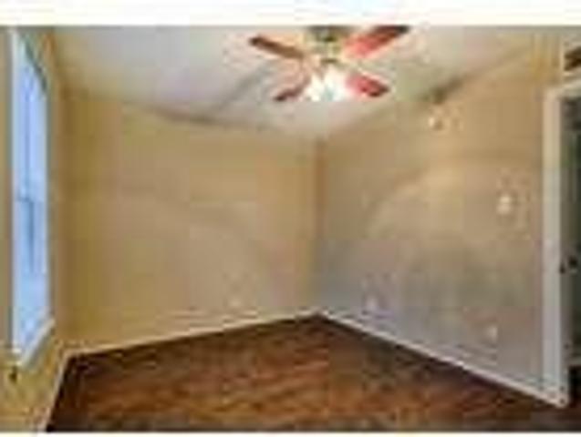 0 Bedroom 1 Bath In Dallas TX 75220
