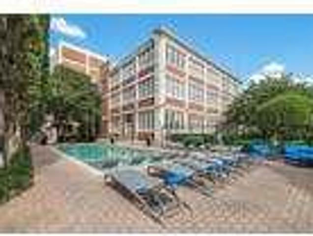 0 Bedroom 1 Bath In Dallas TX 75226